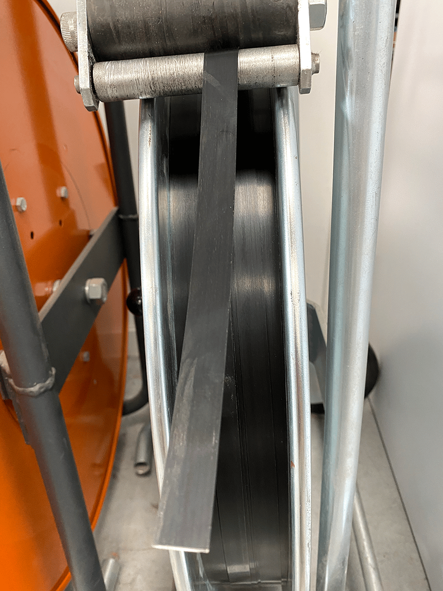 Polyester strap, an excellent alternative for steel strap - Certis Benelux